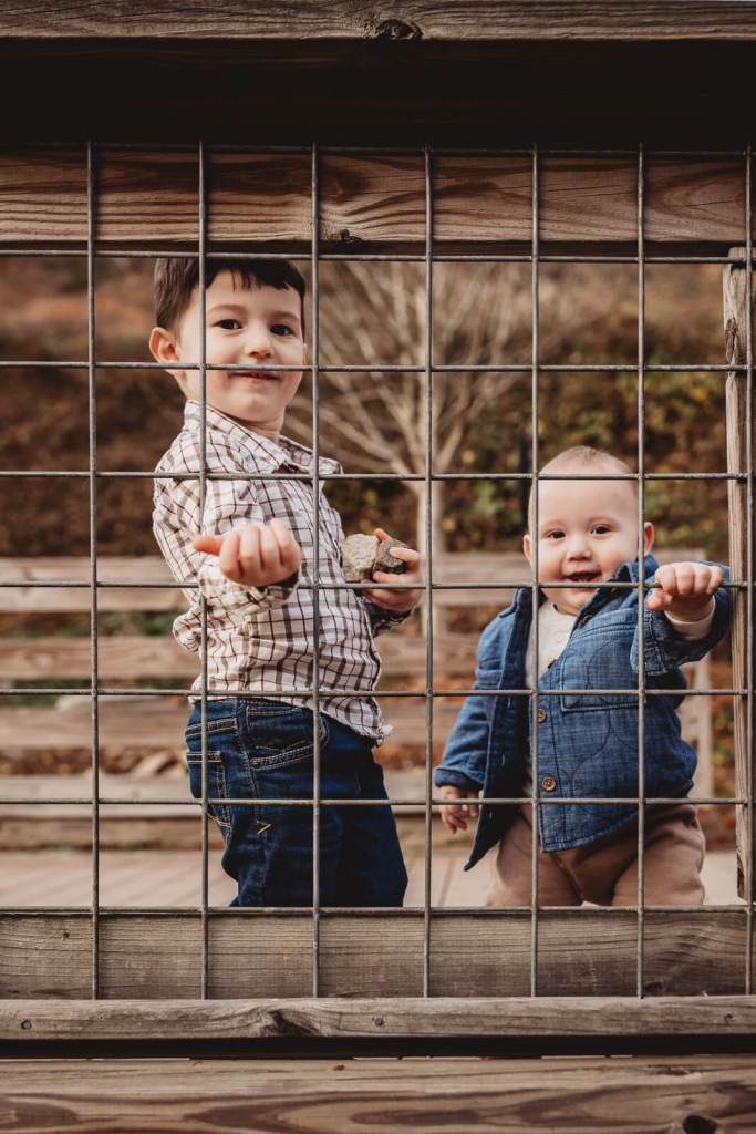 What to do if your kids are shy during photos? Roswell Photographer ...